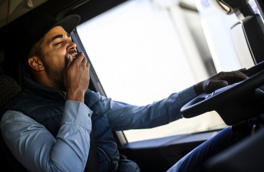 How Truck Driver Fatigue Impacts Accidents | OnderLaw